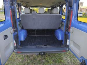 Zils Opel Vivaro 2011 Kuldīga, ar dzinēja tilpumu 2.00 L un nobraukumu 225 tūkst. km par 8490 €, foto 10 vietnē AUTOMOTO.COM.LV