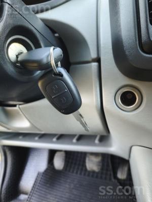 Zils Opel Vivaro 2011 Kuldīga, ar dzinēja tilpumu 2.00 L un nobraukumu 225 tūkst. km par 8490 €, foto 20 vietnē AUTOMOTO.COM.LV