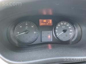 Zils Opel Vivaro 2011 Kuldīga, ar dzinēja tilpumu 2.00 L un nobraukumu 225 tūkst. km par 8490 €, foto 21 vietnē AUTOMOTO.COM.LV