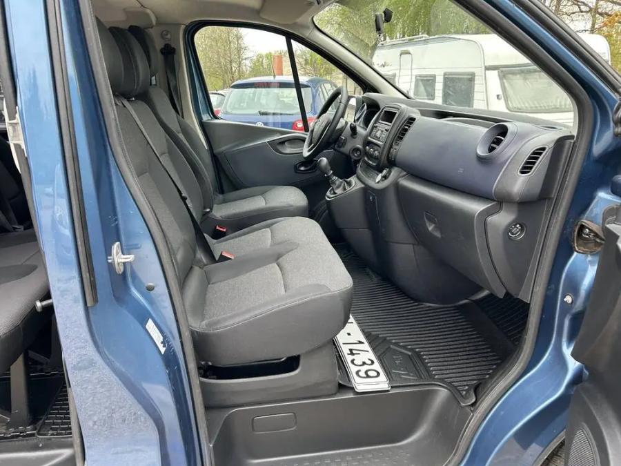 Синий Опель Виваро 2017 в Лимбажи, объемом двигателя 1.60 л и пробегом 271 тыс. км за 12550 €, фото 11 на AUTOMOTO.COM.LV