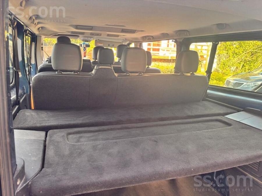 Blue Opel Vivaro 2017 in Riga, with an engine capacity of 1.60 L and mileage of 215 thousand km for 12000 €, photo 8 on AUTOMOTO.COM.LV
