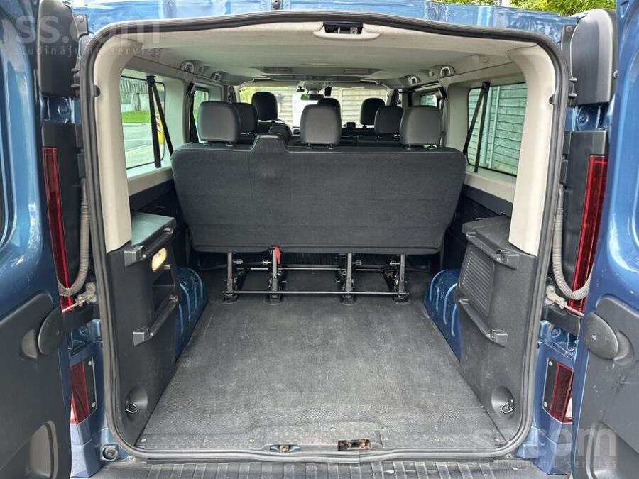 Zils Opel Vivaro 2018 Jelgava, ar dzinēja tilpumu 1.60 L un nobraukumu 0 tūkst. km par 10950 €, foto 7 vietnē AUTOMOTO.COM.LV