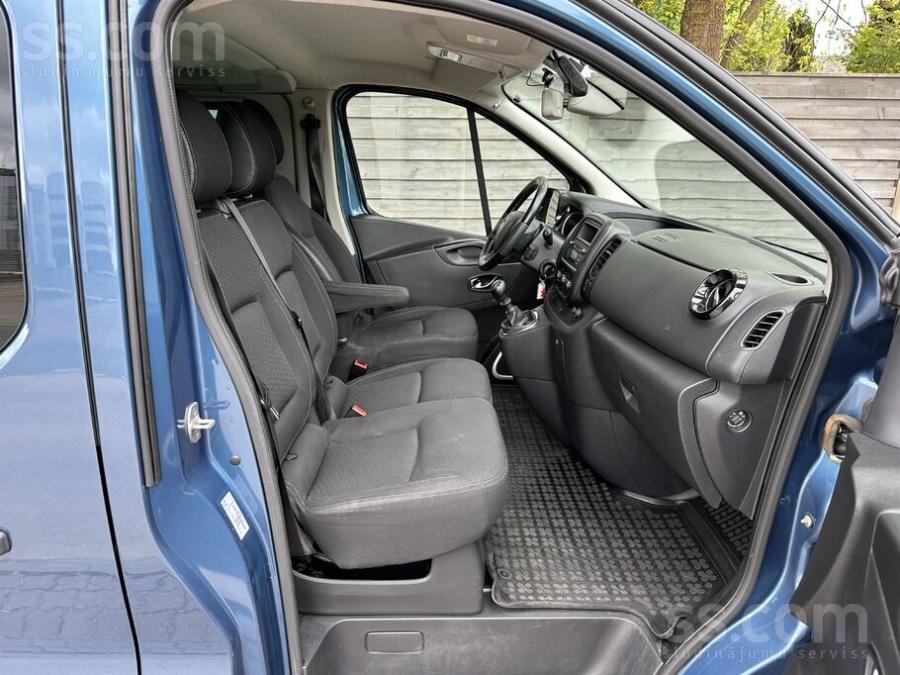 Zils Opel Vivaro 2018 Jelgava, ar dzinēja tilpumu 1.60 L un nobraukumu 0 tūkst. km par 10950 €, foto 14 vietnē AUTOMOTO.COM.LV