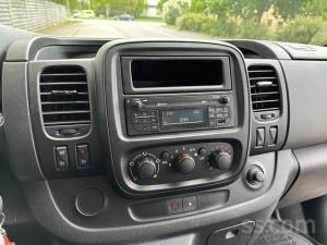 Zils Opel Vivaro 2018 Jelgava, ar dzinēja tilpumu 1.60 L un nobraukumu 0 tūkst. km par 10950 €, foto 25 vietnē AUTOMOTO.COM.LV