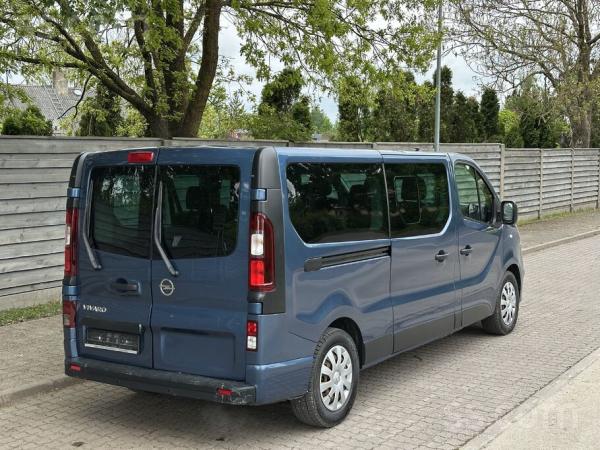Blue Opel Vivaro 2018 in Jelgava, with an engine capacity of 1.60 L and mileage of 0 thousand km for 10950 €, photo 9 on AUTOMOTO.COM.LV