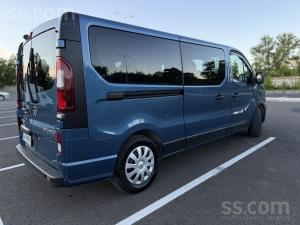Blue Opel Vivaro 2018 in Jelgava, with an engine capacity of 1.60 L and mileage of 71 thousand km for 17771 €, photo 5 on AUTOMOTO.COM.LV