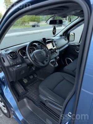 Blue Opel Vivaro 2018 in Jelgava, with an engine capacity of 1.60 L and mileage of 71 thousand km for 17771 €, photo 7 on AUTOMOTO.COM.LV