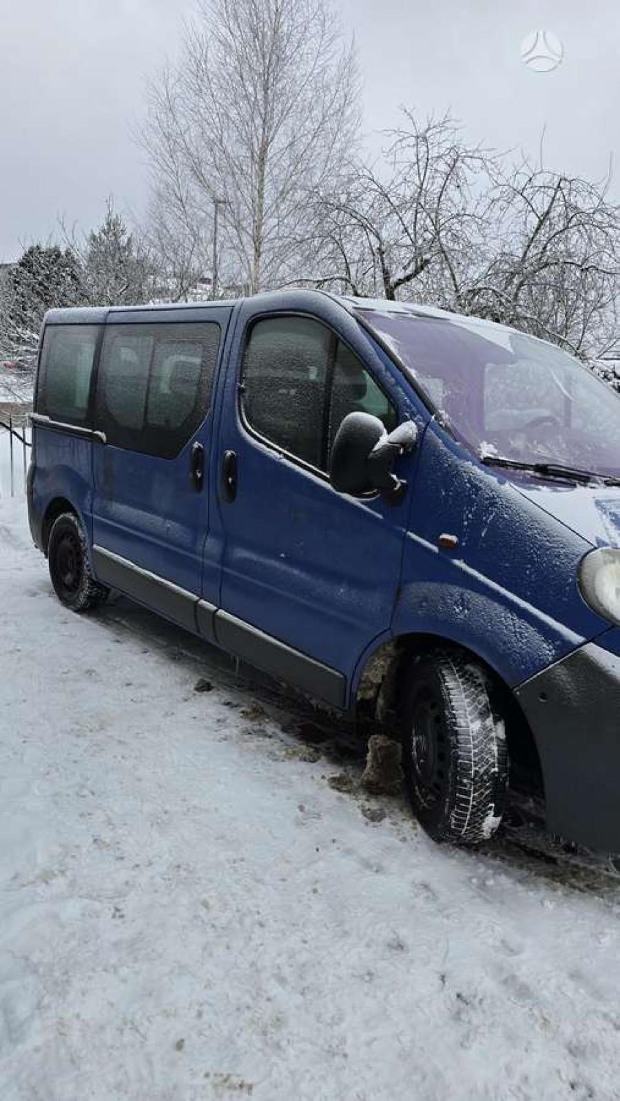 Blue Opel Vivaro 2004 in Vilnius, with an engine capacity of 1.87 L and mileage of 218 thousand km for 2700 €, photo 14 on AUTOMOTO.COM.LV