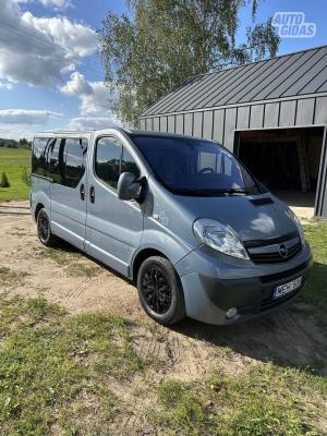 Blue Opel Vivaro 2007 in Moletai, with an engine capacity of 2.50 L and mileage of 337 thousand km for 6800 €, photo 2 on AUTOMOTO.COM.LV