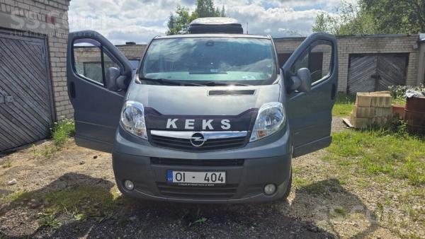 Zils Opel Vivaro 2009 Ogre, ar dzinēja tilpumu 2.50 L un nobraukumu 337 tūkst. km par 9000 €, foto 4 vietnē AUTOMOTO.COM.LV