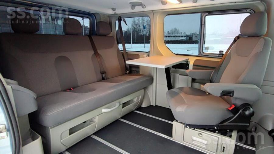 Blue Opel Vivaro 2009 in Ogre, with an engine capacity of 2.50 L and mileage of 337 thousand km for 9000 €, photo 8 on AUTOMOTO.COM.LV