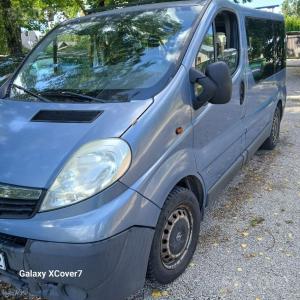 Zils Opel Vivaro 2009 Rīga, ar dzinēja tilpumu 2.50 L un nobraukumu 280 tūkst. km par 3800 €, foto 3 vietnē AUTOMOTO.COM.LV
