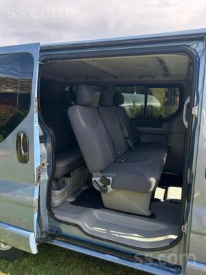 Zils Opel Vivaro 2014 Tukums, ar dzinēja tilpumu 2.00 L un nobraukumu 159 tūkst. km par 13850 €, foto 8 vietnē AUTOMOTO.COM.LV