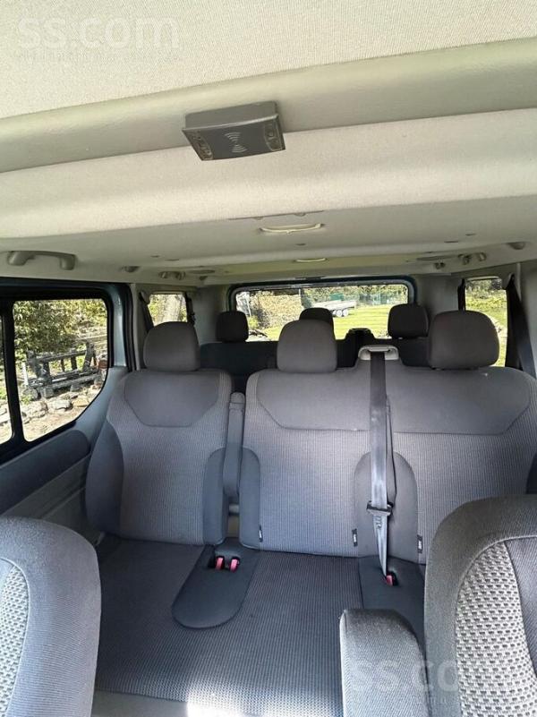 Zils Opel Vivaro 2014 Tukums, ar dzinēja tilpumu 2.00 L un nobraukumu 159 tūkst. km par 13850 €, foto 9 vietnē AUTOMOTO.COM.LV