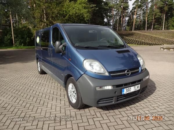 Zils Opel Vivaro 2006 Tallina, ar dzinēja tilpumu 1.90 L un nobraukumu 377 tūkst. km par 3990 €, foto 2 vietnē AUTOMOTO.COM.LV