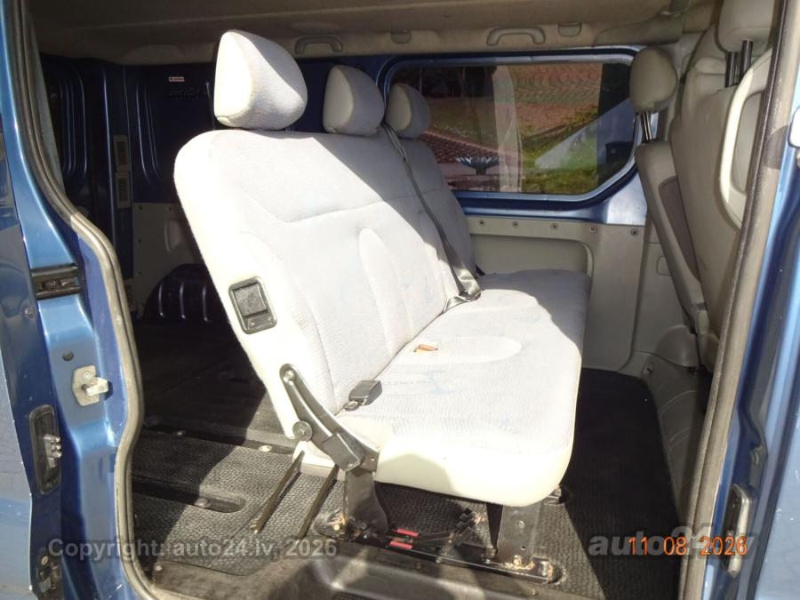 Синий Опель Виваро 2006 в Таллин, объемом двигателя 1.90 л и пробегом 377 тыс. км за 3990 €, фото 9 на AUTOMOTO.COM.LV