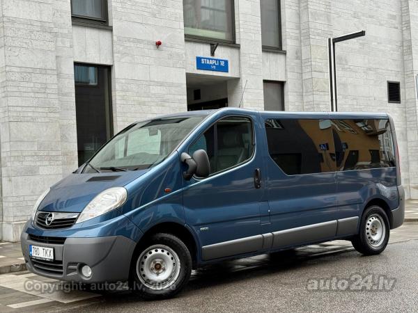 Blue Opel Vivaro 2014 in Tallinn, with an engine capacity of 2.00 L and mileage of 208 thousand km for 11500 €, photo 1 on AUTOMOTO.COM.LV