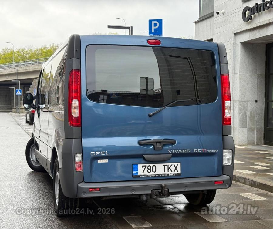 Zils Opel Vivaro 2014 Tallina, ar dzinēja tilpumu 2.00 L un nobraukumu 208 tūkst. km par 11500 €, foto 8 vietnē AUTOMOTO.COM.LV