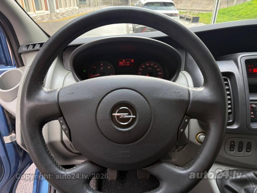 Zils Opel Vivaro 2014 Tallina, ar dzinēja tilpumu 2.00 L un nobraukumu 208 tūkst. km par 11500 €, foto 19 vietnē AUTOMOTO.COM.LV
