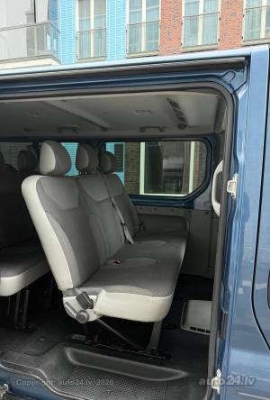 Zils Opel Vivaro 2014 Tallina, ar dzinēja tilpumu 2.00 L un nobraukumu 208 tūkst. km par 11500 €, foto 24 vietnē AUTOMOTO.COM.LV