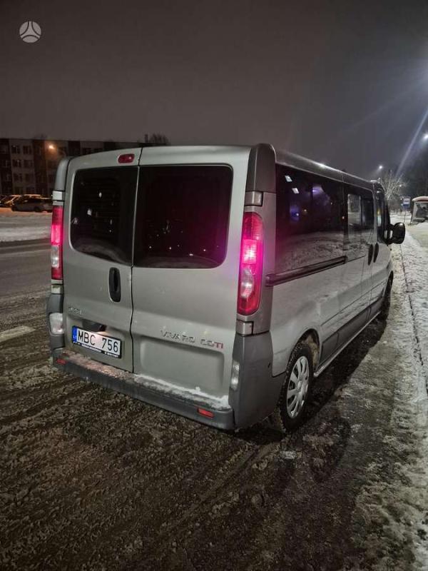 Brūns Opel Vivaro 2009 Mažeikiai, ar dzinēja tilpumu 2.00 L un nobraukumu 256 tūkst. km par 5500 €, foto 3 vietnē AUTOMOTO.COM.LV