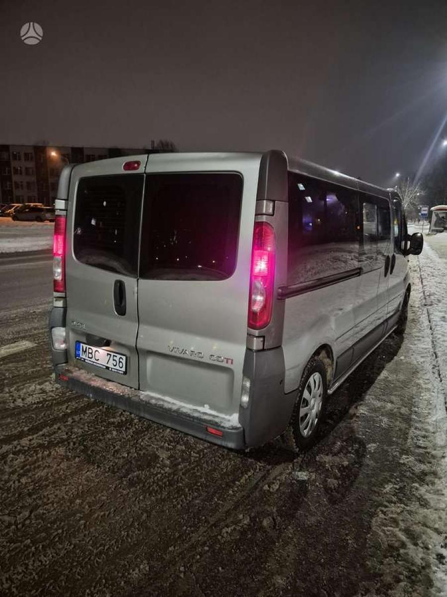 Brūns Opel Vivaro 2009 Mažeikiai, ar dzinēja tilpumu 2.00 L un nobraukumu 256 tūkst. km par 5500 €, foto 3 vietnē AUTOMOTO.COM.LV