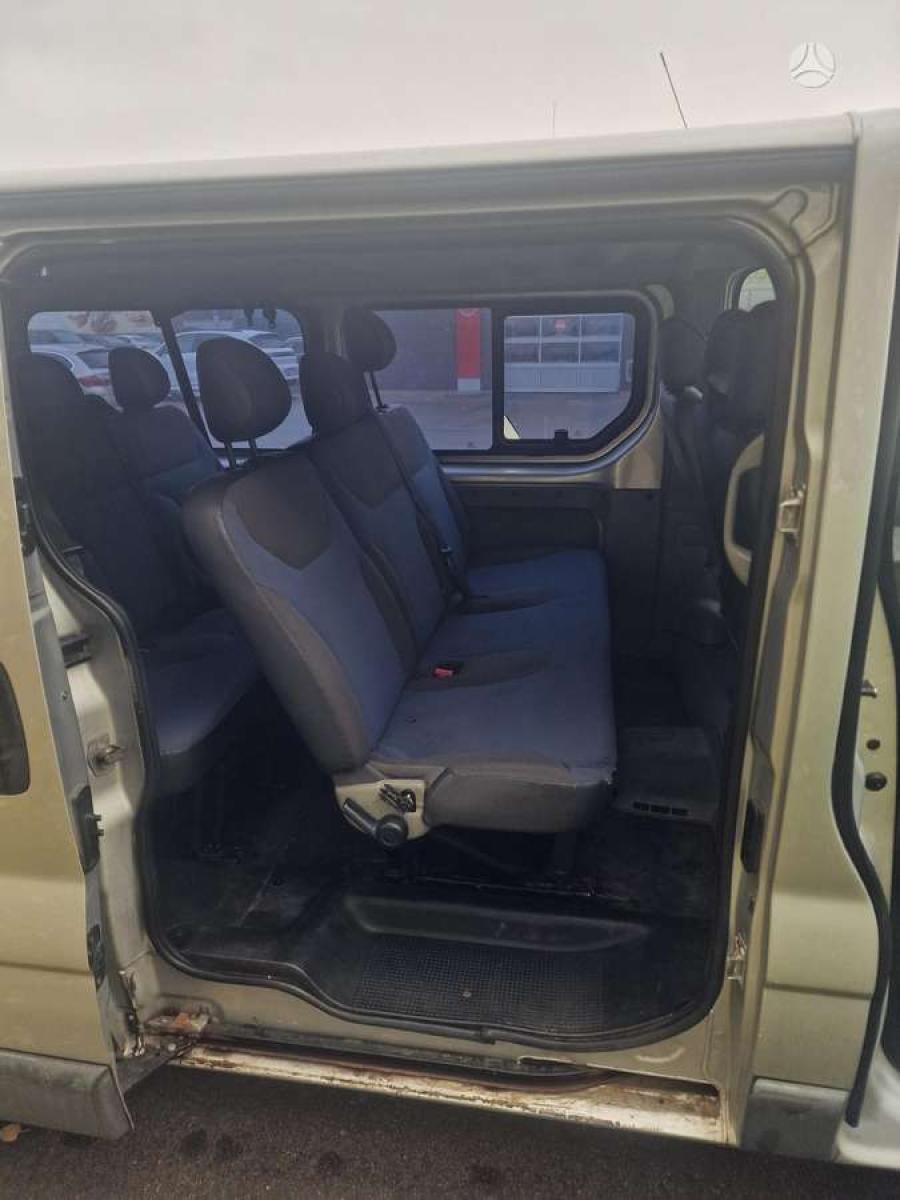 Brūns Opel Vivaro 2012 Klaipėda, ar dzinēja tilpumu 2.00 L un nobraukumu 111 tūkst. km par 6800 €, foto 6 vietnē AUTOMOTO.COM.LV
