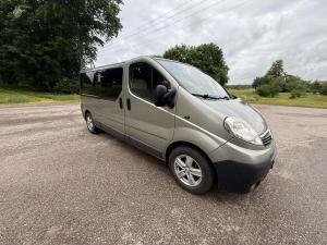 Brown Opel Vivaro 2014 in Vilnius, with an engine capacity of 2.00 L and mileage of 351 thousand km for 8450 €, photo 3 on AUTOMOTO.COM.LV