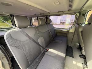 Brown Opel Vivaro 2014 in Vilnius, with an engine capacity of 2.00 L and mileage of 351 thousand km for 8450 €, photo 8 on AUTOMOTO.COM.LV