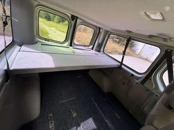 Brūns Opel Vivaro 2014 Viļņa, ar dzinēja tilpumu 2.00 L un nobraukumu 351 tūkst. km par 8450 €, foto 8 vietnē AUTOMOTO.COM.LV