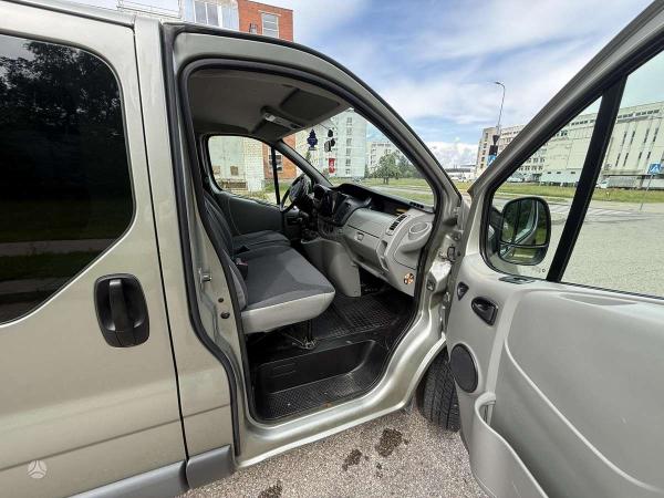Brūns Opel Vivaro 2014 Viļņa, ar dzinēja tilpumu 2.00 L un nobraukumu 351 tūkst. km par 8450 €, foto 9 vietnē AUTOMOTO.COM.LV