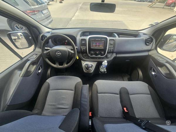 Brūns Opel Vivaro 2015 Tauragė, ar dzinēja tilpumu 1.60 L un nobraukumu 300 tūkst. km par 9800 €, foto 7 vietnē AUTOMOTO.COM.LV