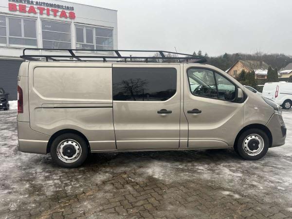 Brown Opel Vivaro 2016 in Alytus, with an engine capacity of 1.60 L and mileage of 120 thousand km for 6897 €, photo 5 on AUTOMOTO.COM.LV