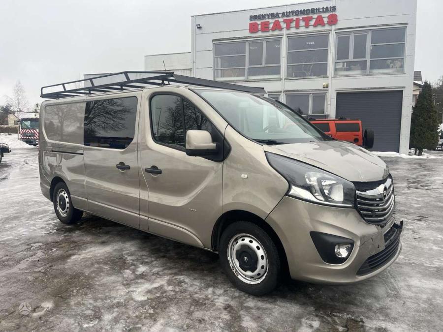 Brown Opel Vivaro 2016 in Alytus, with an engine capacity of 1.60 L and mileage of 120 thousand km for 6897 €, photo 6 on AUTOMOTO.COM.LV