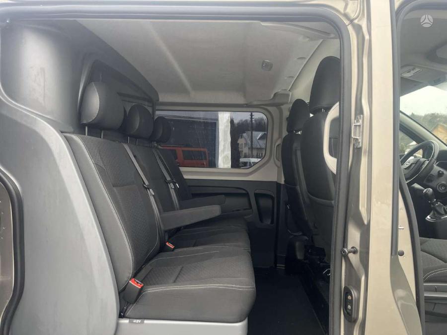 Brown Opel Vivaro 2016 in Alytus, with an engine capacity of 1.60 L and mileage of 120 thousand km for 6897 €, photo 19 on AUTOMOTO.COM.LV