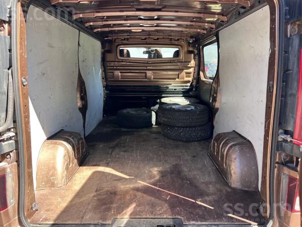 Brūns Opel Vivaro 2015 Limbaži, ar dzinēja tilpumu 1.60 L un nobraukumu 245 tūkst. km par 6500 €, foto 7 vietnē AUTOMOTO.COM.LV