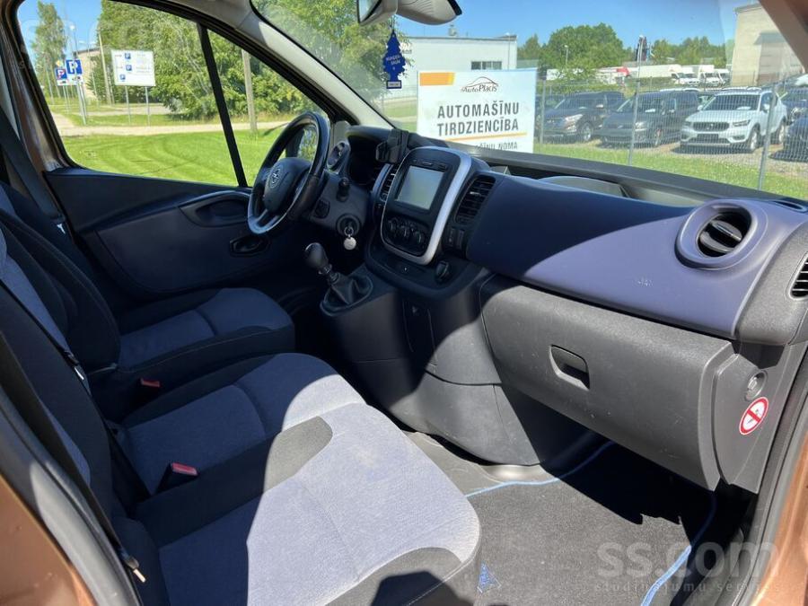 Brūns Opel Vivaro 2015 Limbaži, ar dzinēja tilpumu 1.60 L un nobraukumu 245 tūkst. km par 6500 €, foto 12 vietnē AUTOMOTO.COM.LV