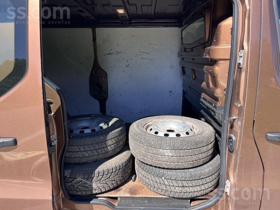 Brūns Opel Vivaro 2015 Limbaži, ar dzinēja tilpumu 1.60 L un nobraukumu 245 tūkst. km par 6500 €, foto 13 vietnē AUTOMOTO.COM.LV