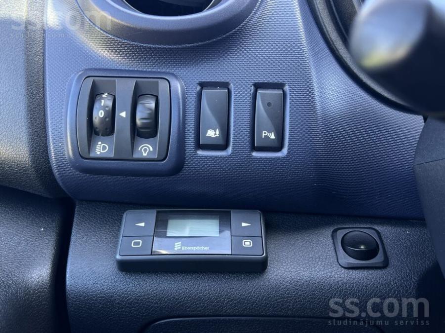 Brūns Opel Vivaro 2015 Limbaži, ar dzinēja tilpumu 1.60 L un nobraukumu 245 tūkst. km par 6500 €, foto 21 vietnē AUTOMOTO.COM.LV