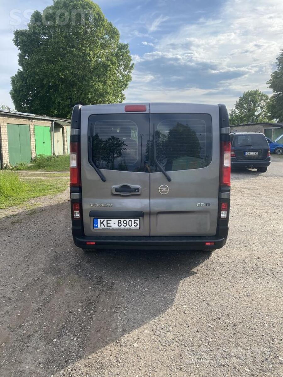Brūns Opel Vivaro 2015 Rīga, ar dzinēja tilpumu 1.60 L un nobraukumu 290 tūkst. km par 11500 €, foto 5 vietnē AUTOMOTO.COM.LV
