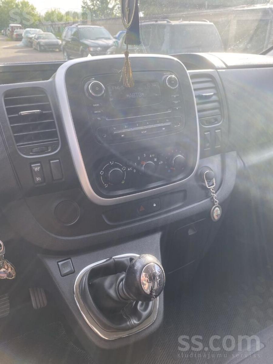 Brūns Opel Vivaro 2015 Rīga, ar dzinēja tilpumu 1.60 L un nobraukumu 290 tūkst. km par 11500 €, foto 12 vietnē AUTOMOTO.COM.LV