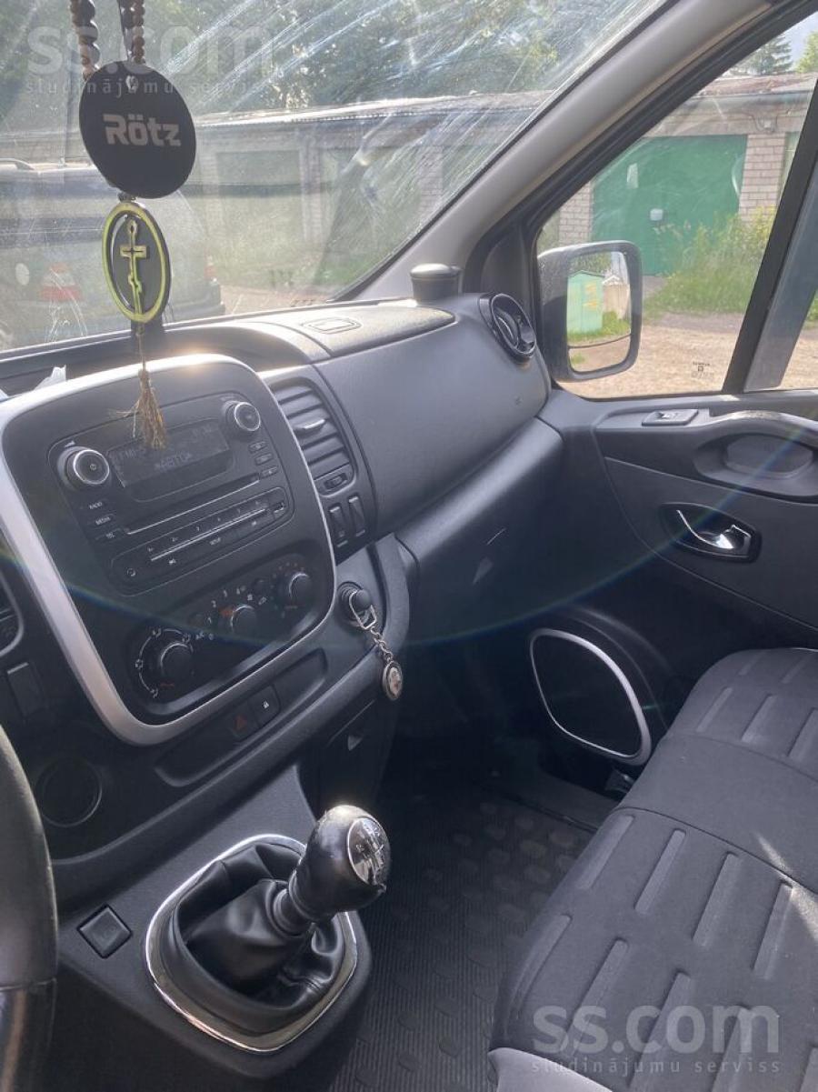 Brūns Opel Vivaro 2015 Rīga, ar dzinēja tilpumu 1.60 L un nobraukumu 290 tūkst. km par 11500 €, foto 14 vietnē AUTOMOTO.COM.LV