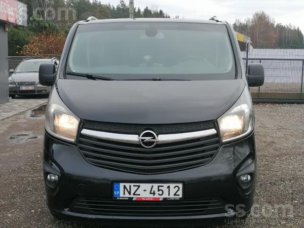Brown Opel Vivaro 2015 in Valmiera, with an engine capacity of 1.60 L and mileage of 353 thousand km for 11900 €, photo 6 on AUTOMOTO.COM.LV