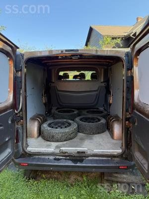 Brūns Opel Vivaro 2015 Saldus, ar dzinēja tilpumu 1.60 L un nobraukumu 159 tūkst. km par 8600 €, foto 5 vietnē AUTOMOTO.COM.LV