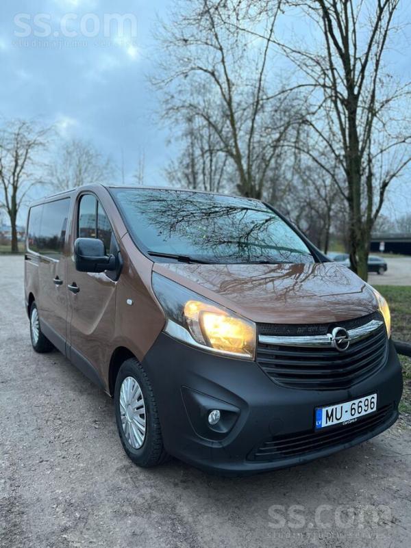 Brown Opel Vivaro 2016 in Riga, with an engine capacity of 1.60 L and mileage of 188 thousand km for 8500 €, photo 2 on AUTOMOTO.COM.LV
