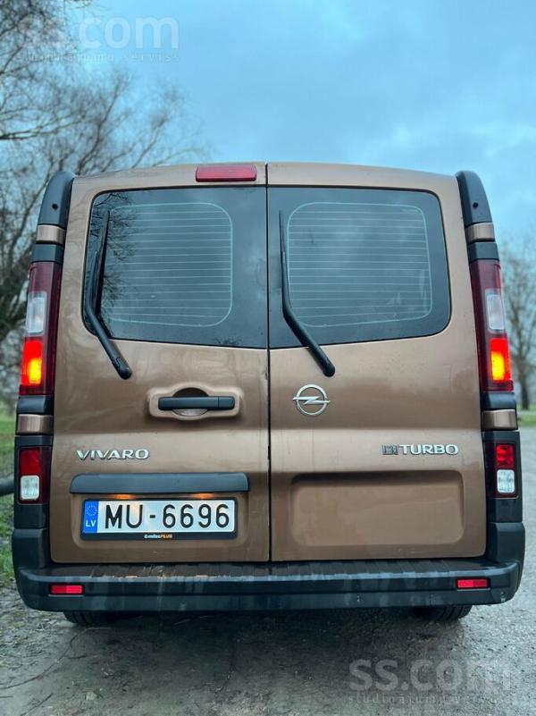 Brown Opel Vivaro 2016 in Riga, with an engine capacity of 1.60 L and mileage of 188 thousand km for 8500 €, photo 5 on AUTOMOTO.COM.LV