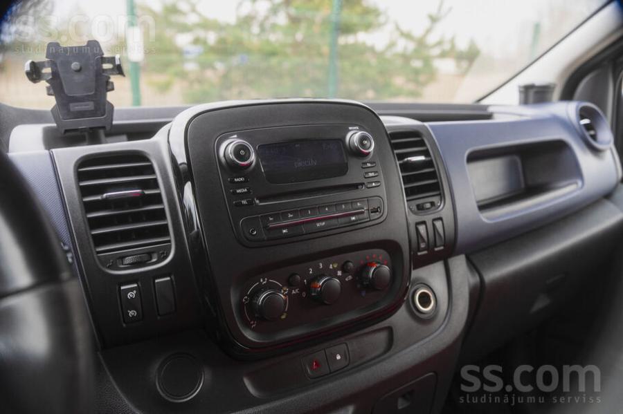 Brūns Opel Vivaro 2017 Rīga, ar dzinēja tilpumu 1.60 L un nobraukumu 307 tūkst. km par 9990 €, foto 15 vietnē AUTOMOTO.COM.LV