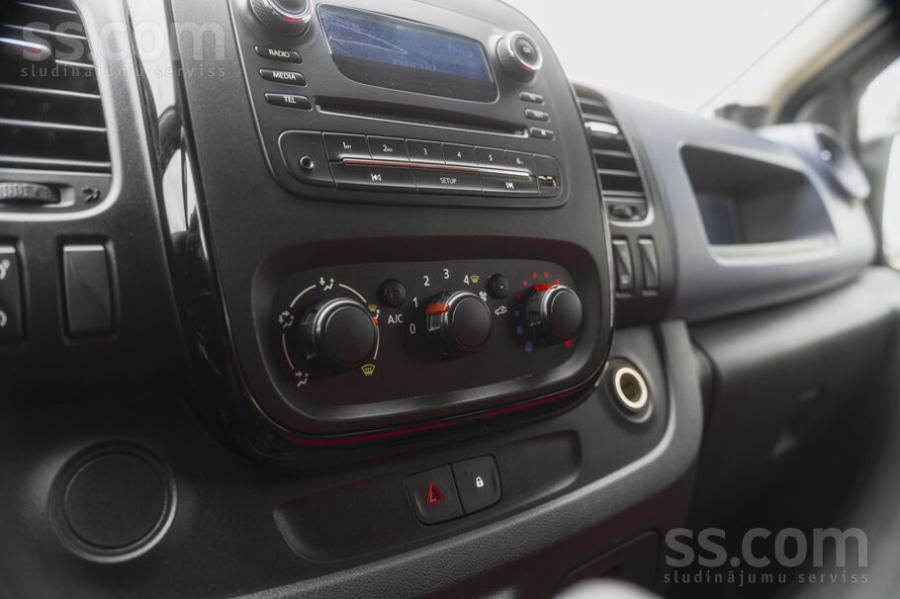 Brūns Opel Vivaro 2017 Rīga, ar dzinēja tilpumu 1.60 L un nobraukumu 307 tūkst. km par 9990 €, foto 16 vietnē AUTOMOTO.COM.LV