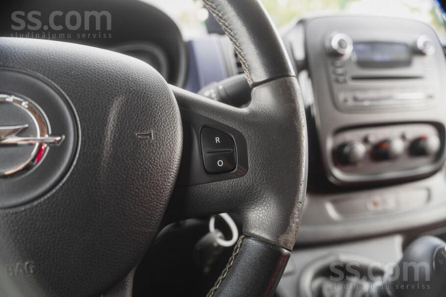Brūns Opel Vivaro 2017 Rīga, ar dzinēja tilpumu 1.60 L un nobraukumu 307 tūkst. km par 9990 €, foto 18 vietnē AUTOMOTO.COM.LV