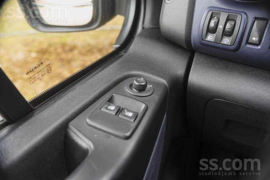 Brūns Opel Vivaro 2017 Rīga, ar dzinēja tilpumu 1.60 L un nobraukumu 307 tūkst. km par 9990 €, foto 22 vietnē AUTOMOTO.COM.LV